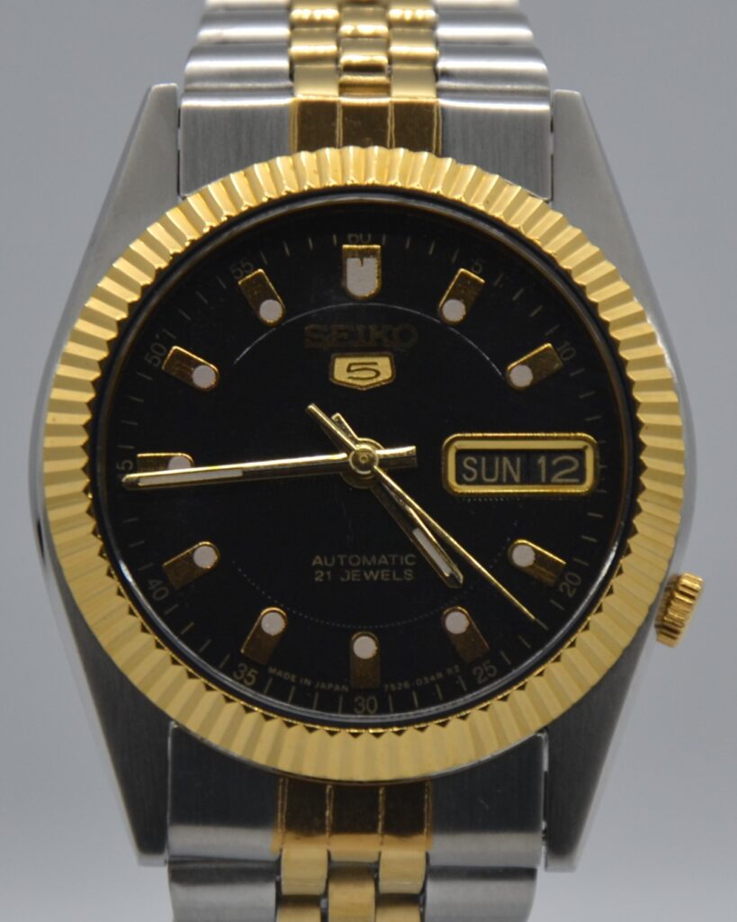 SNXJ90 Black textured dial | Clarinda Watches